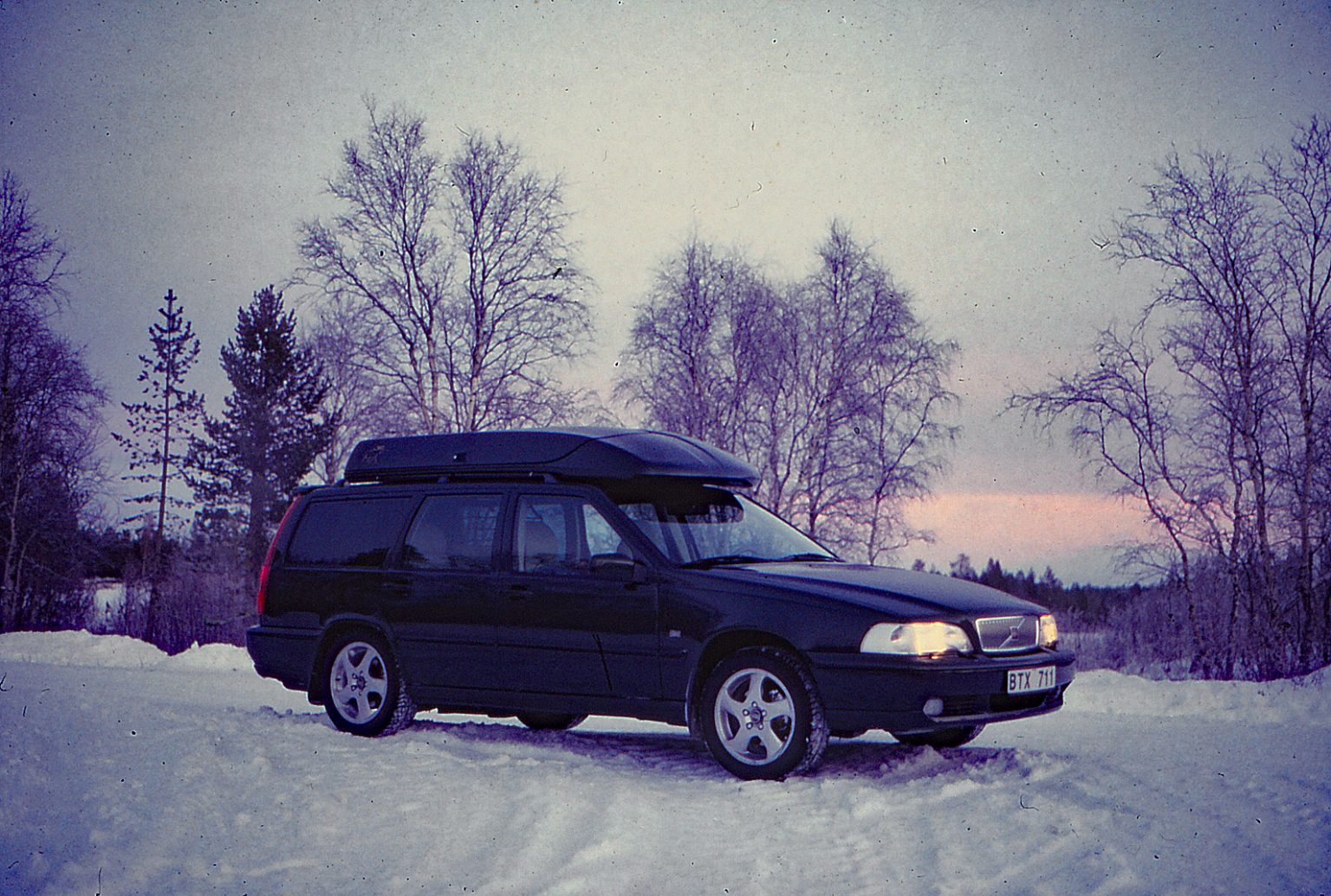 Volvo V70 Hunter Arctic Tested | Remember Road